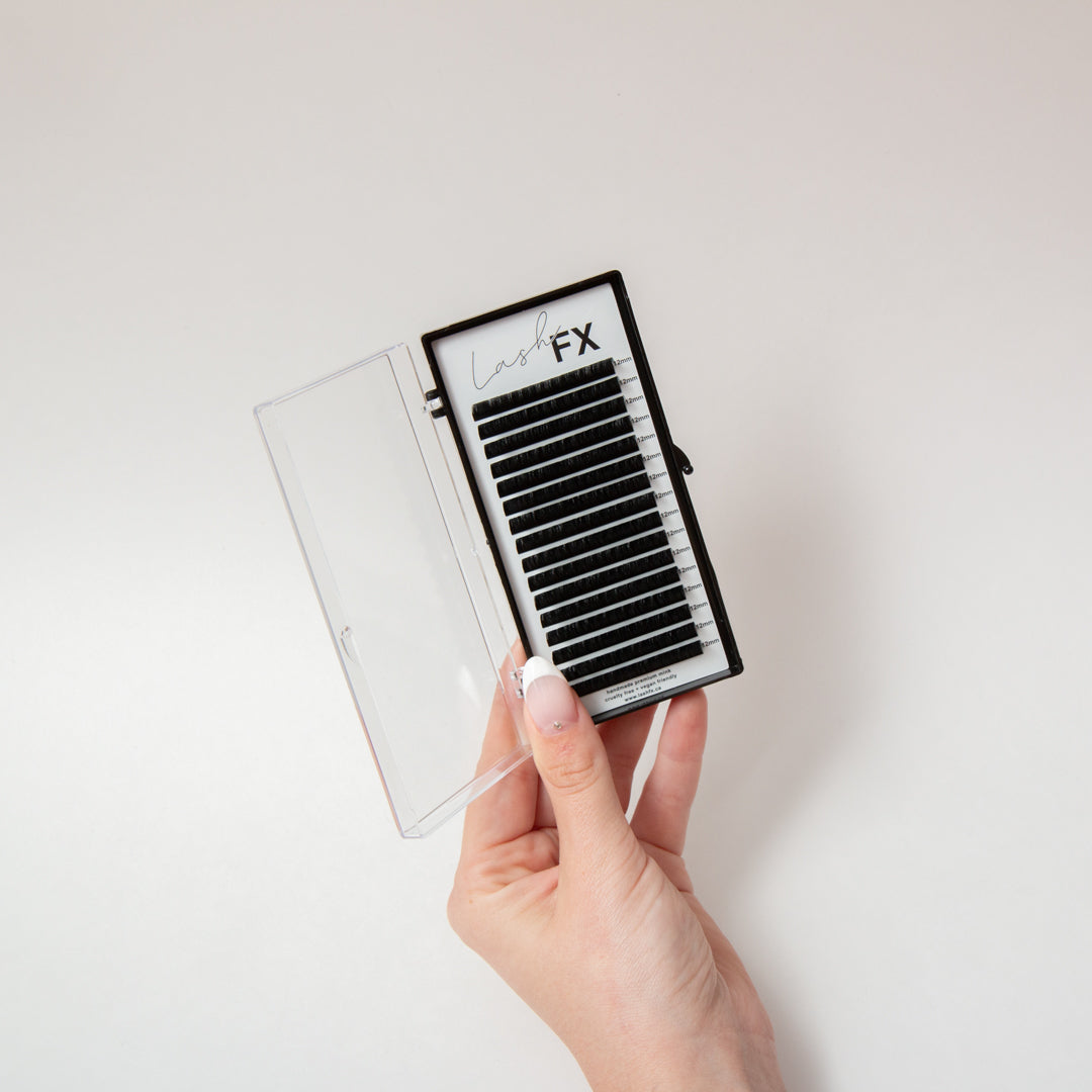 Lash Trays